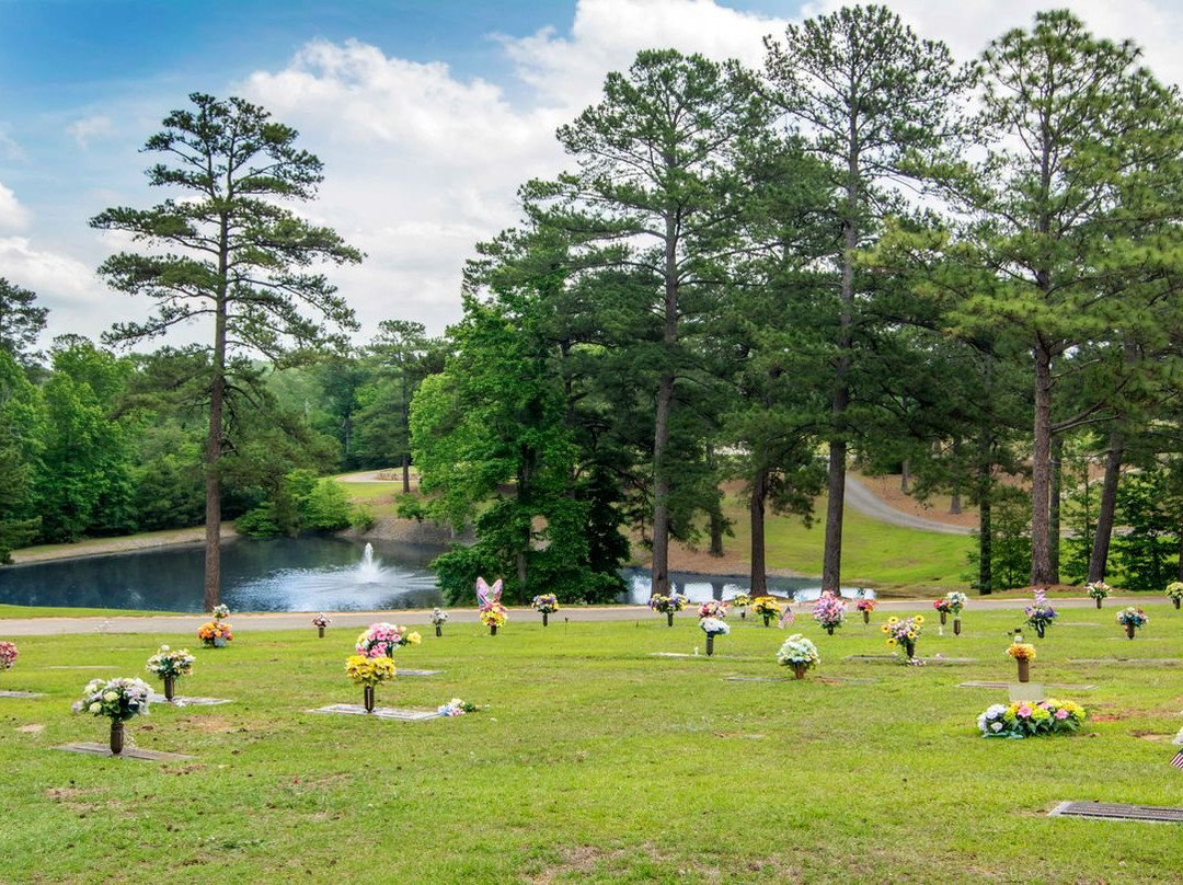 2024年3月Macon Memorial Park Funeral Home and Cemetery景点攻略-Macon Memorial ...