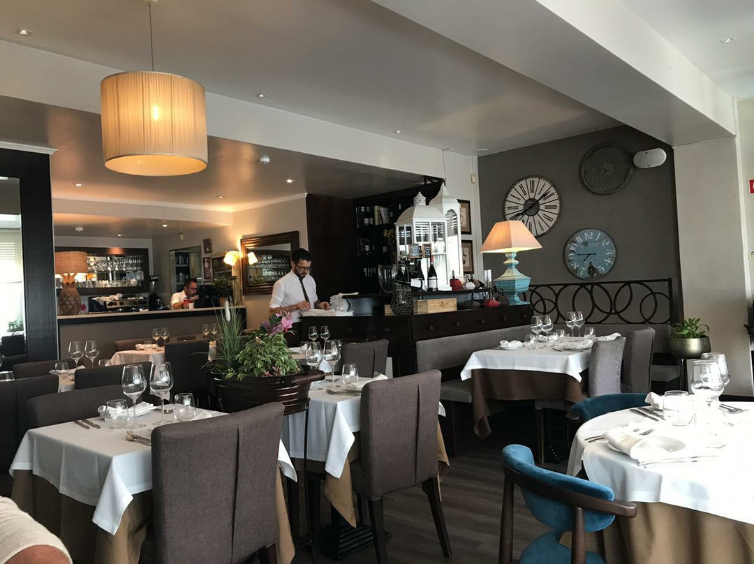 Restaurante Luna - (莱里亚)餐厅/美食点评 - 餐厅地址/餐厅电话/餐厅周边信息/餐厅推荐菜 - Tripadvisor猫途鹰