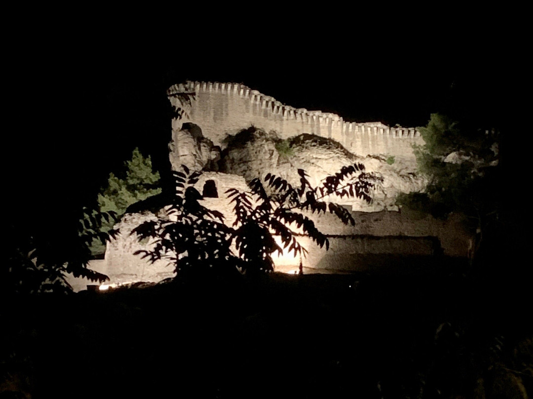 2023年11月Aramon旅游景点攻略-Aramon旅游住宿,-Aramon旅游美食-猫途鹰