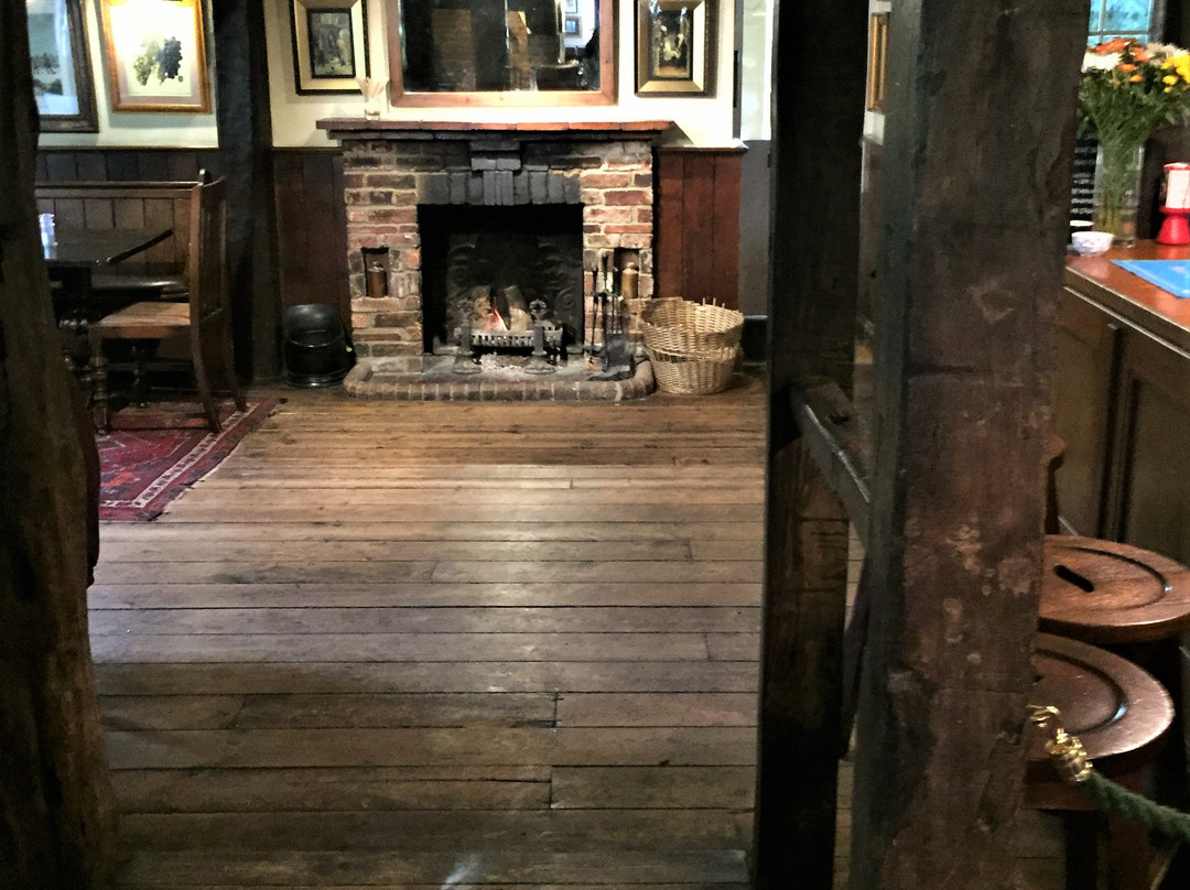 Nevill Crest and Gun - (Eridge)餐厅/美食点评 - 餐厅地址/餐厅电话/餐厅周边信息/餐厅推荐菜 ...