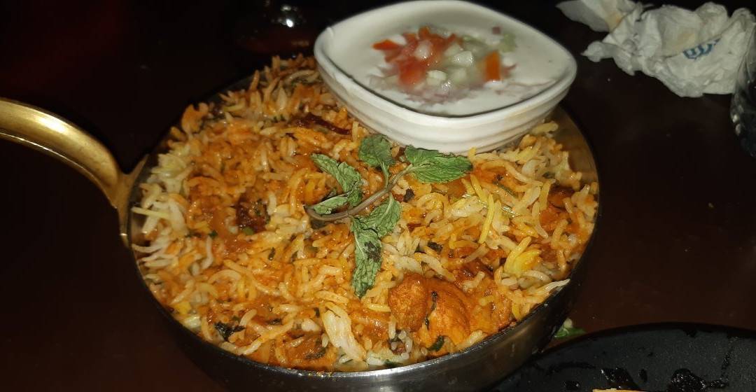 Yeda Republic - (孟买)餐厅/美食点评 - 餐厅地址/餐厅电话/餐厅周边信息/餐厅推荐菜 - Tripadvisor猫途鹰