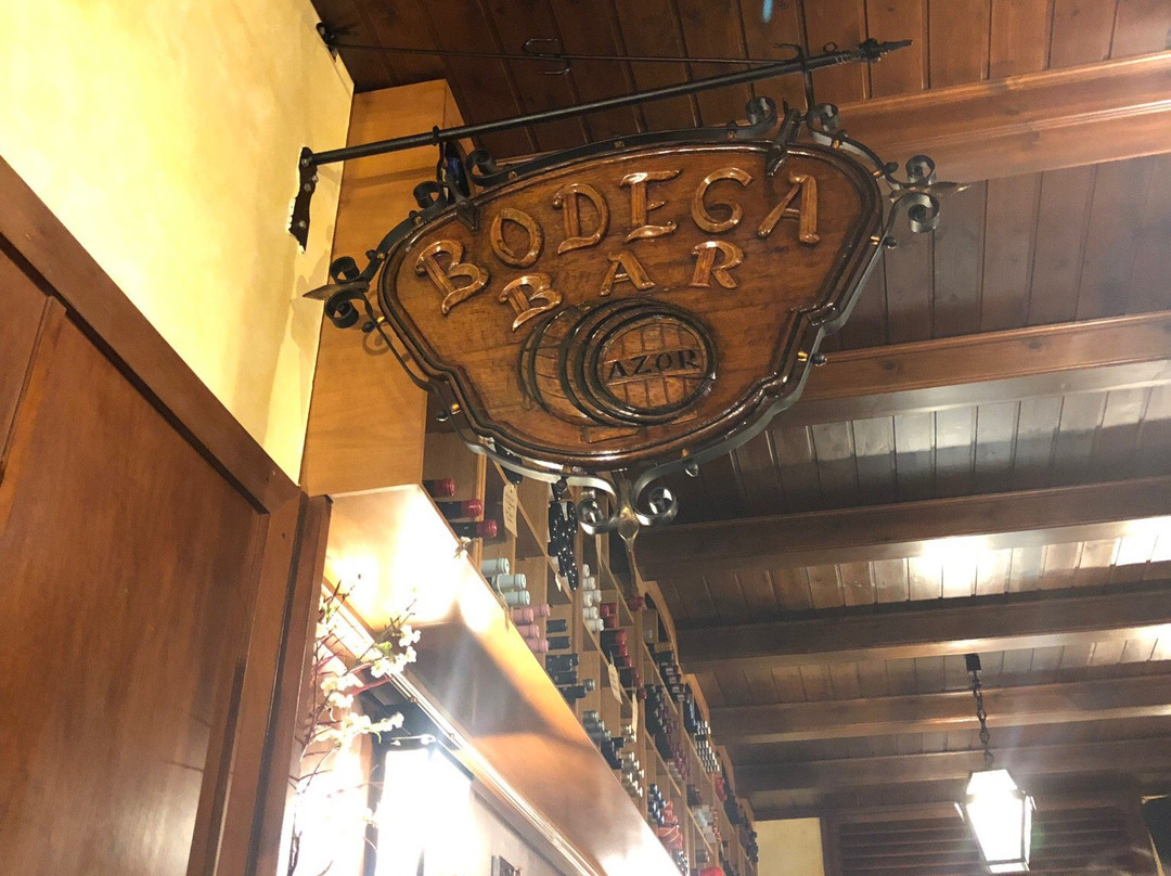 Bodega Azor - (卡莱利亚)餐厅/美食点评 - 餐厅地址/餐厅电话/餐厅周边信息/餐厅推荐菜 - Tripadvisor猫途鹰
