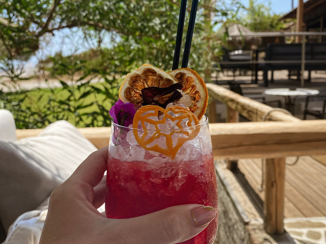 Mosa Beach Bar - (Kiotari)餐厅/美食点评 - 餐厅地址/餐厅电话/餐厅周边信息/餐厅推荐菜 - Tripadvisor猫途鹰