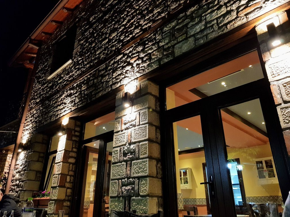 2025年10月Kria Vrisi旅游景点攻略-Kria Vrisi旅游住宿,-Kria Vrisi旅游美食-猫途鹰