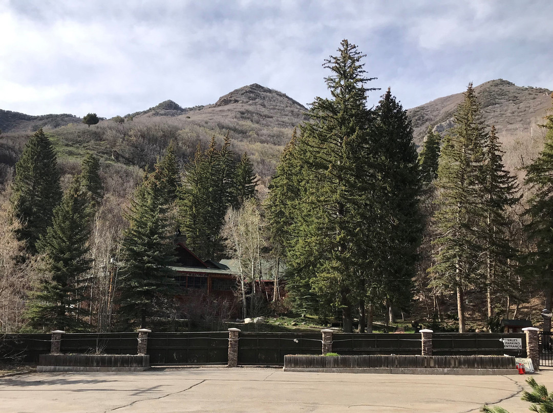 Log Haven - (盐湖城)餐厅/美食点评 - 餐厅地址/餐厅电话/餐厅周边信息/餐厅推荐菜 - Tripadvisor猫途鹰