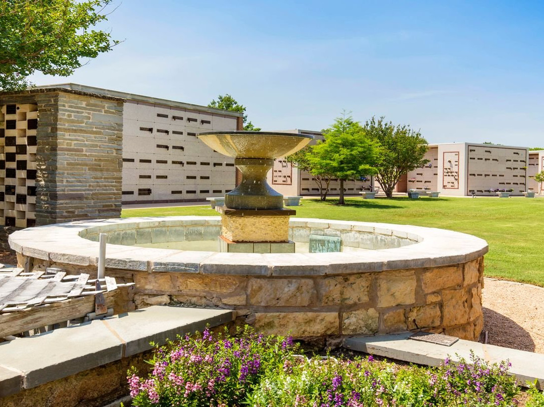 2023年11月Moore Memorial Gardens景点攻略-Moore Memorial Gardens门票预订|地址|图片 ...