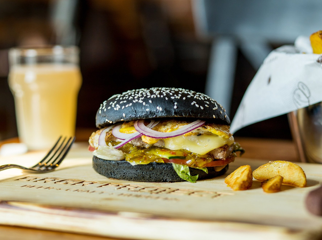 Pizzaiolo - (海参崴)餐厅/美食点评 - 餐厅地址/餐厅电话/餐厅周边信息/餐厅推荐菜 - Tripadvisor猫途鹰