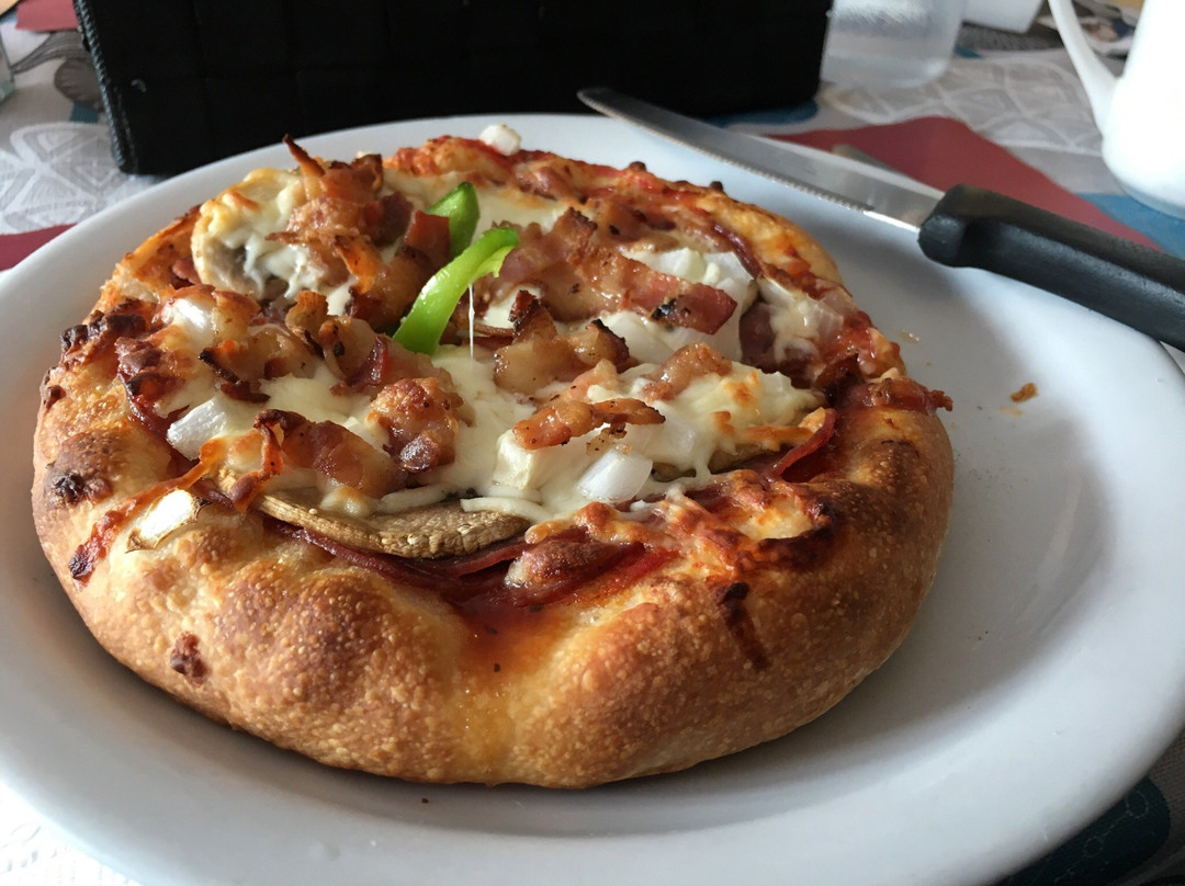 Restaurant Rose Cafe - (Sayabec)餐厅/美食点评 - 餐厅地址/餐厅电话/餐厅周边信息/餐厅推荐菜 ...