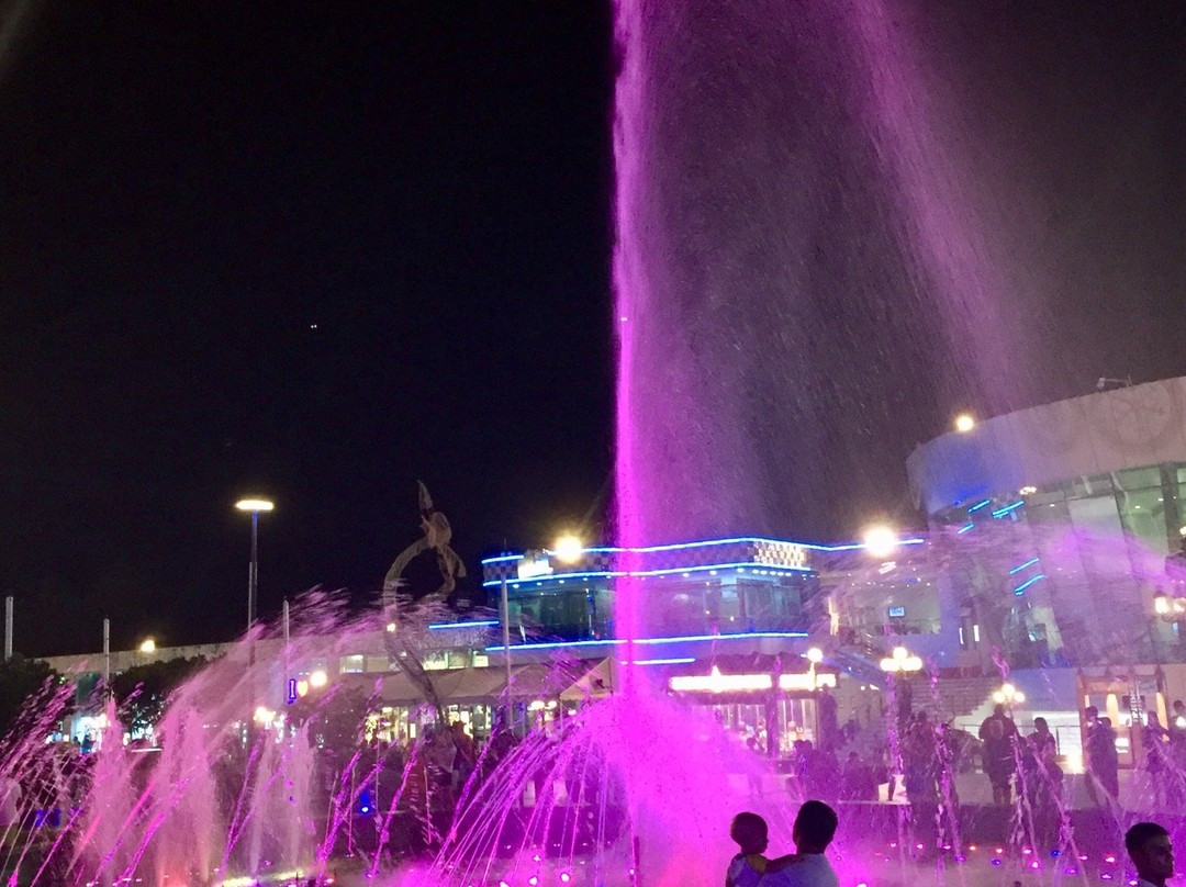 2025年3月Soho Square Dancing Fountain景点攻略-Soho Square Dancing Fountain门票 ...