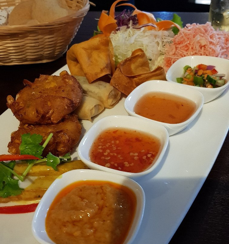 Pad Thai - The Red Lion - (沃金厄姆)餐厅/美食点评 - 餐厅地址/餐厅电话/餐厅周边信息/餐厅推荐菜 ...