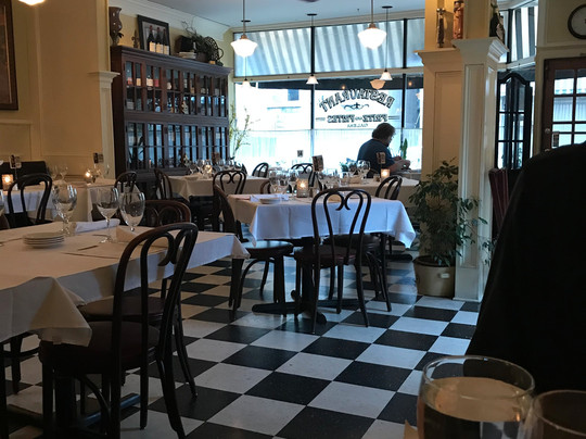 Fritz and Frites - (加利纳)餐厅/美食点评 - 餐厅地址/餐厅电话/餐厅周边信息/餐厅推荐菜 - Tripadvisor猫途鹰