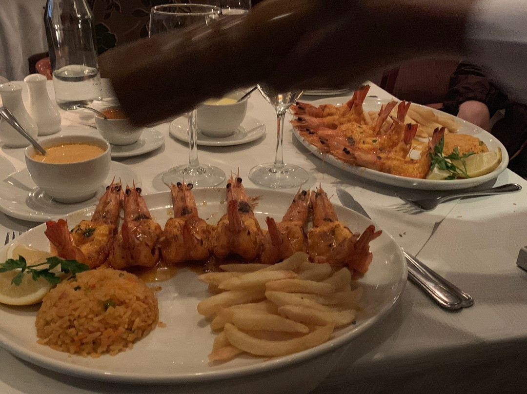 Pigalle Sandton - (桑顿)餐厅/美食点评 - 餐厅地址/餐厅电话/餐厅周边信息/餐厅推荐菜 - Tripadvisor猫途鹰