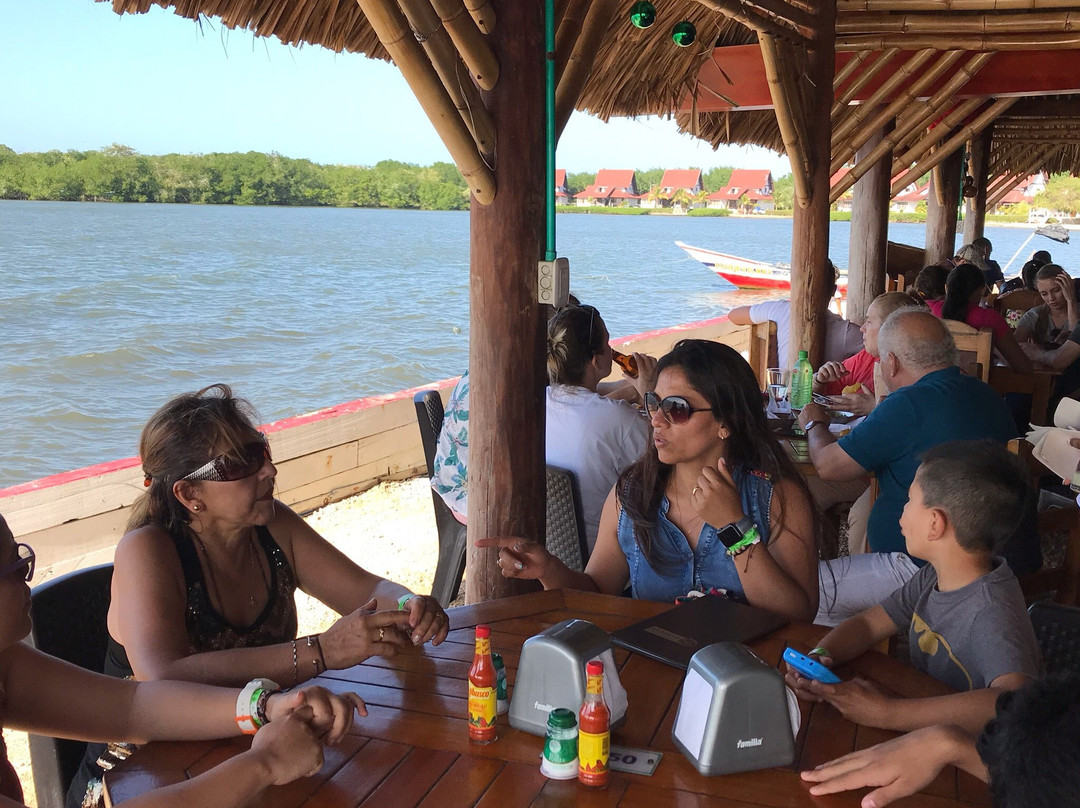 Pescaderia y Restaurante Pesecar - (San Antero)餐厅/美食点评 - 餐厅地址/餐厅电话/餐厅周边信息/餐厅推荐菜 - Tripadvisor猫途鹰