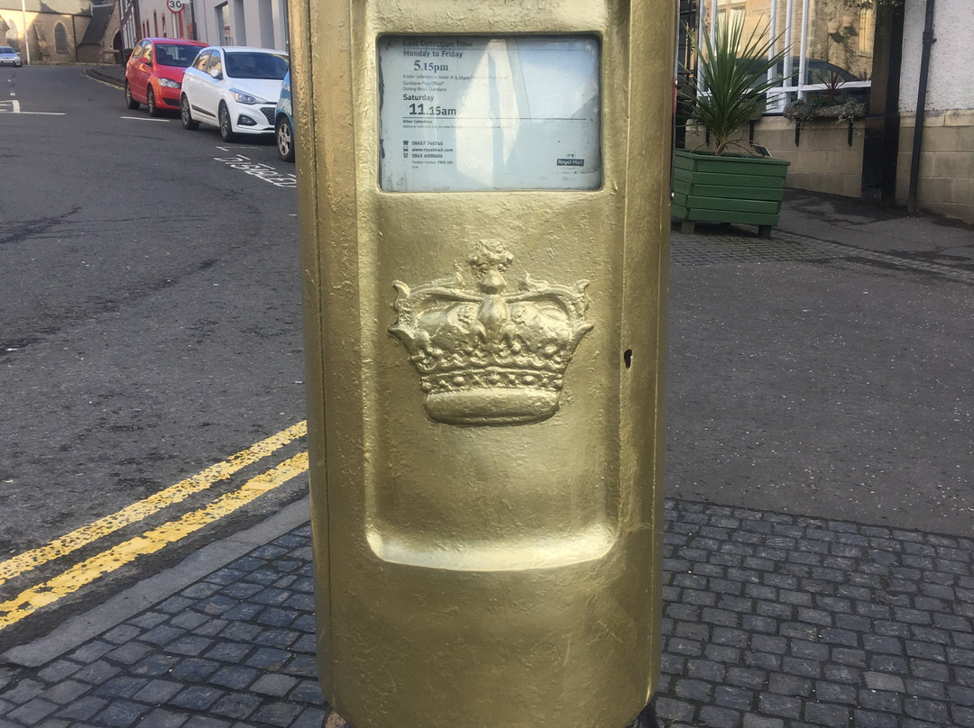 2024年9月Andy Murray's Gold Post Box景点攻略-Andy Murray's Gold Post Box门票预订 ...
