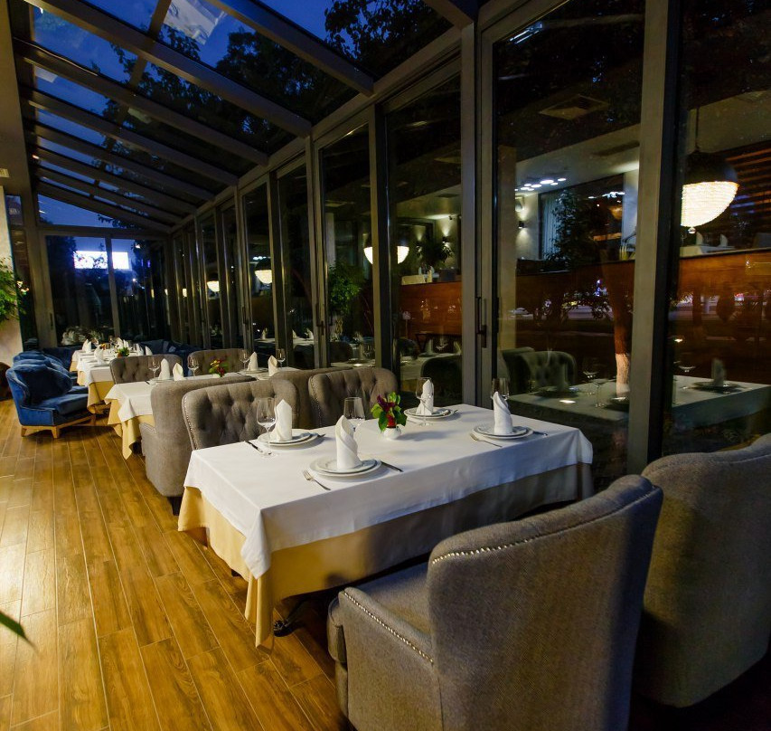 Di Gavi Restaurant - (塔什干)餐厅/美食点评 - 餐厅地址/餐厅电话/餐厅周边信息/餐厅推荐菜 - Tripadvisor猫途鹰