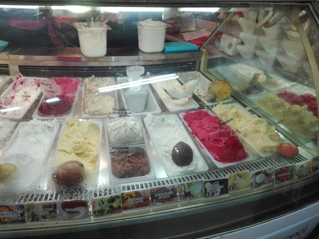Heladería Antonio SirVent - (坎布里尔斯)餐厅/美食点评 - 餐厅地址/餐厅电话/餐厅周边信息/餐厅推荐菜 ...