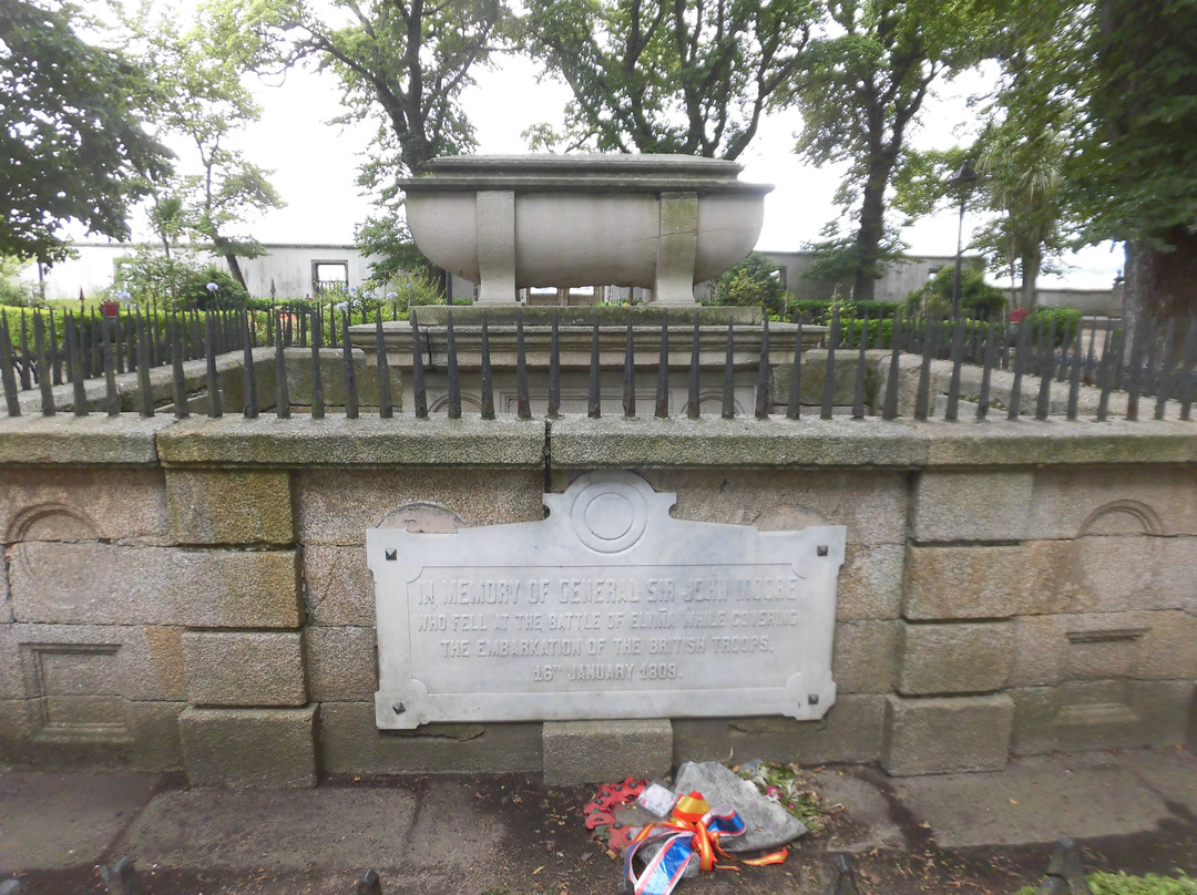 2024年2月Tomb of Sir John Moore景点攻略-Tomb of Sir John Moore门票预订|地址|图片-Tomb of Sir John Moore景点点评-猫途鹰