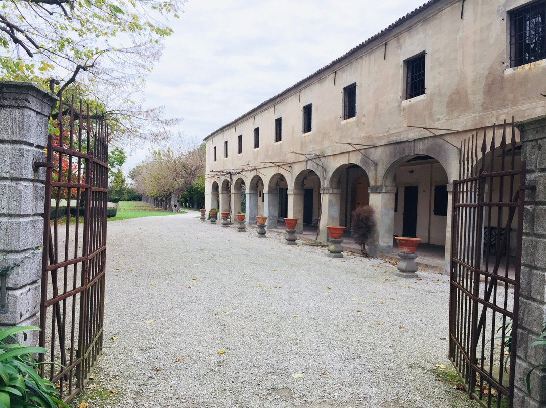 2024年4月La Malcontenta景点攻略-La Malcontenta门票预订|地址|图片-La Malcontenta景点点评-猫途鹰