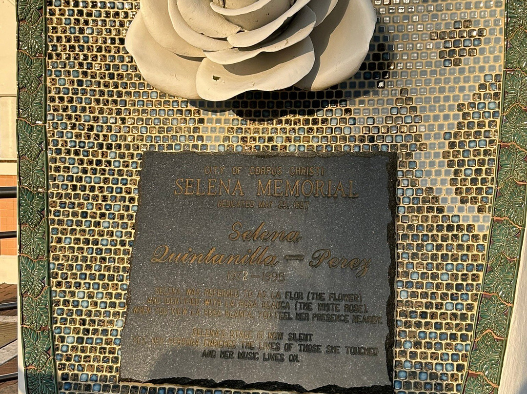 2023年11月Selena Memorial-Mirador De La Flor景点攻略-Selena Memorial-Mirador ...
