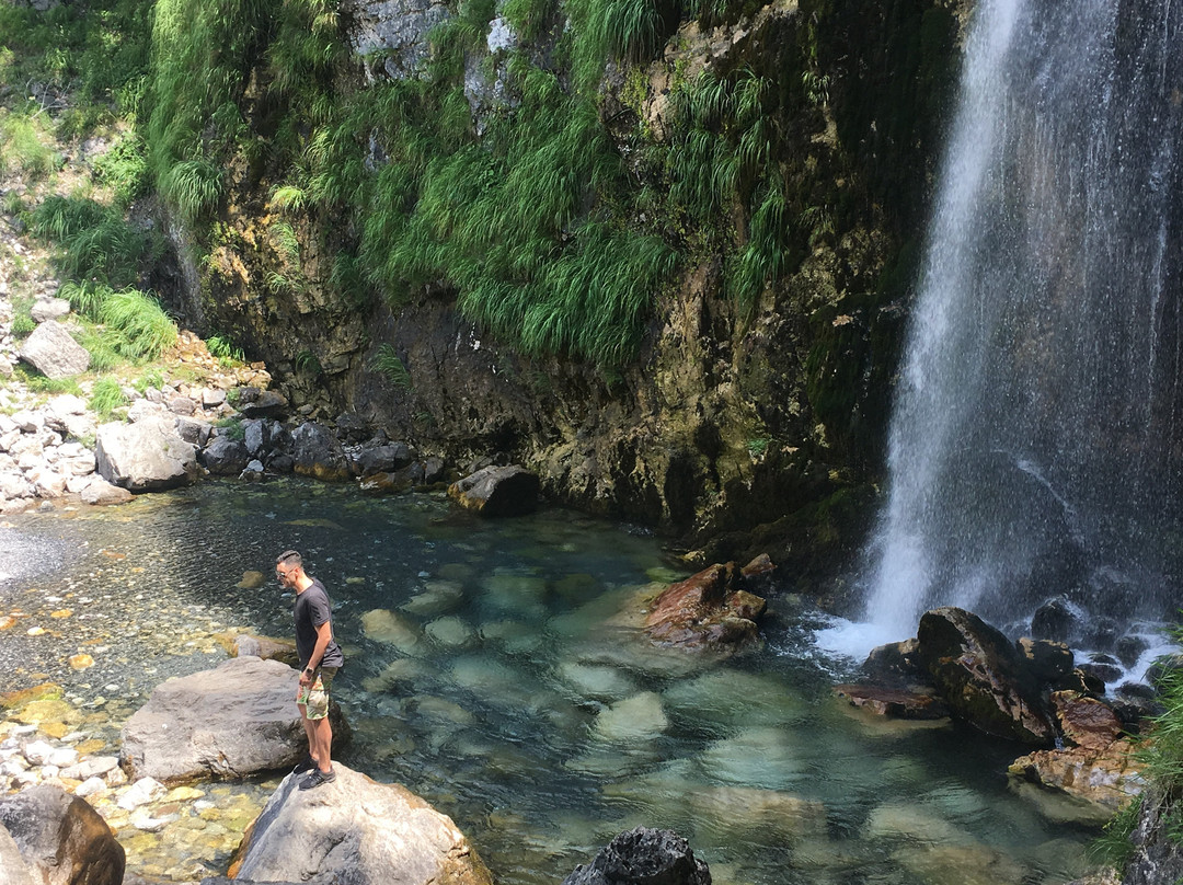 2025年1月Grunasi Waterfall景点攻略-Grunasi Waterfall门票预订|地址|图片-Grunasi ...