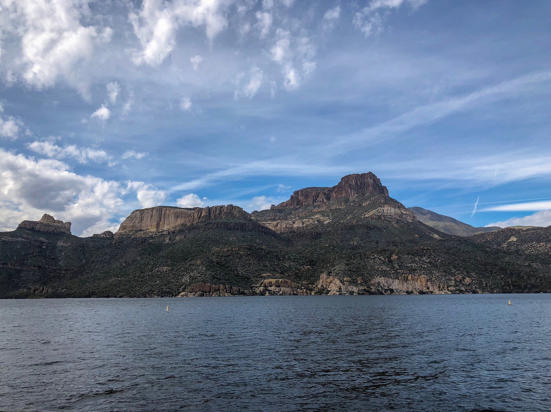 2024年3月Apache Lake景点攻略-Apache Lake门票预订|地址|图片-Apache Lake景点点评-猫途鹰