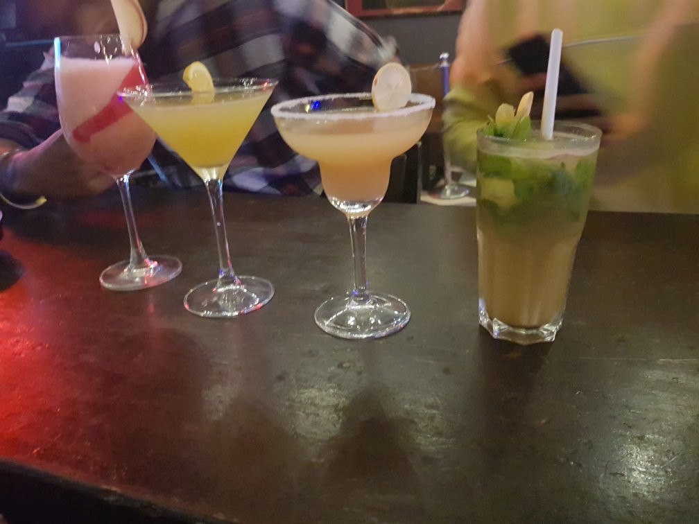 Yeda Republic - (孟买)餐厅/美食点评 - 餐厅地址/餐厅电话/餐厅周边信息/餐厅推荐菜 - Tripadvisor猫途鹰