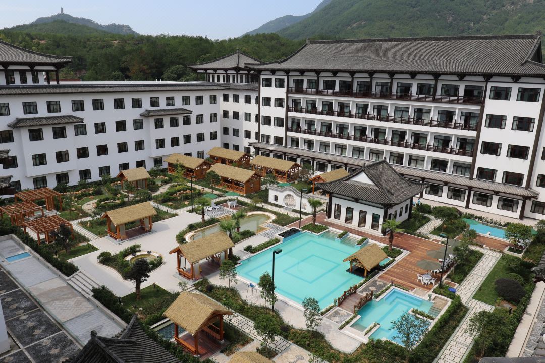 台州天台山风景区+天台山大瀑布3日2晚自由行·【自驾·泡天台山温泉·五钻天台温泉山庄可选·汉唐式风格·温泉酒店·35平米大房间】隋代古刹国清寺 ...