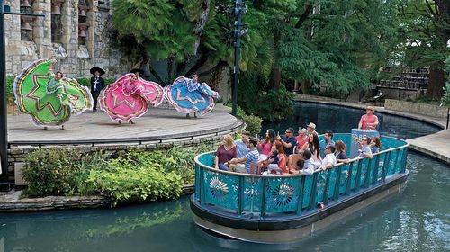 River Walk Cruise, Texas Ranger Museum and Hop-On Hop-Off Tour线路推荐【携程玩乐】