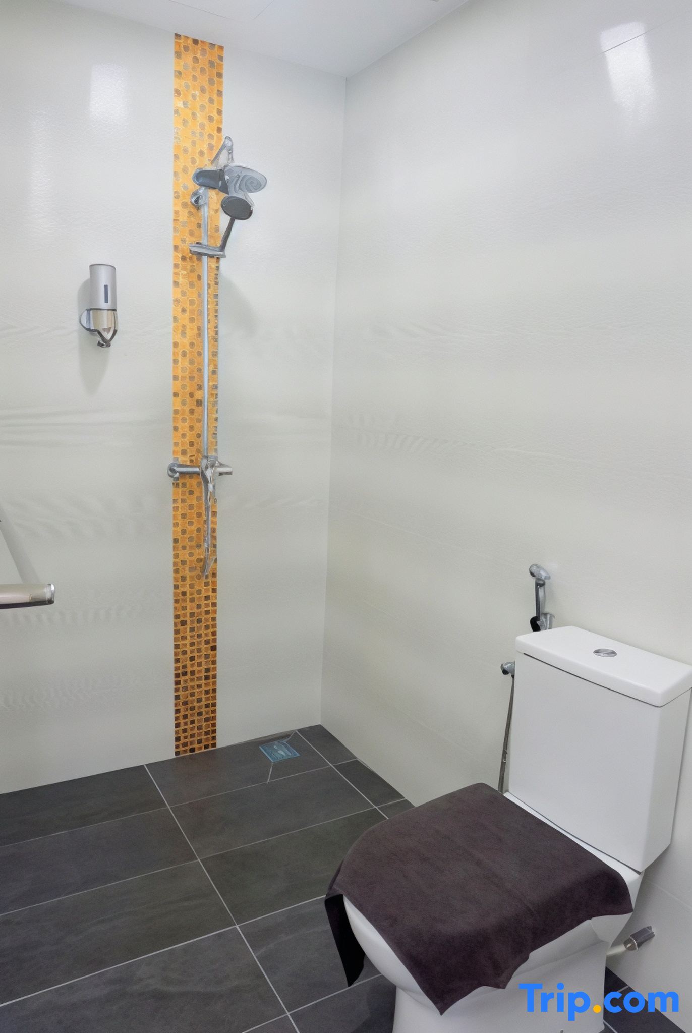 Flypod Hotel Book / Directions - NAVITIME Transit