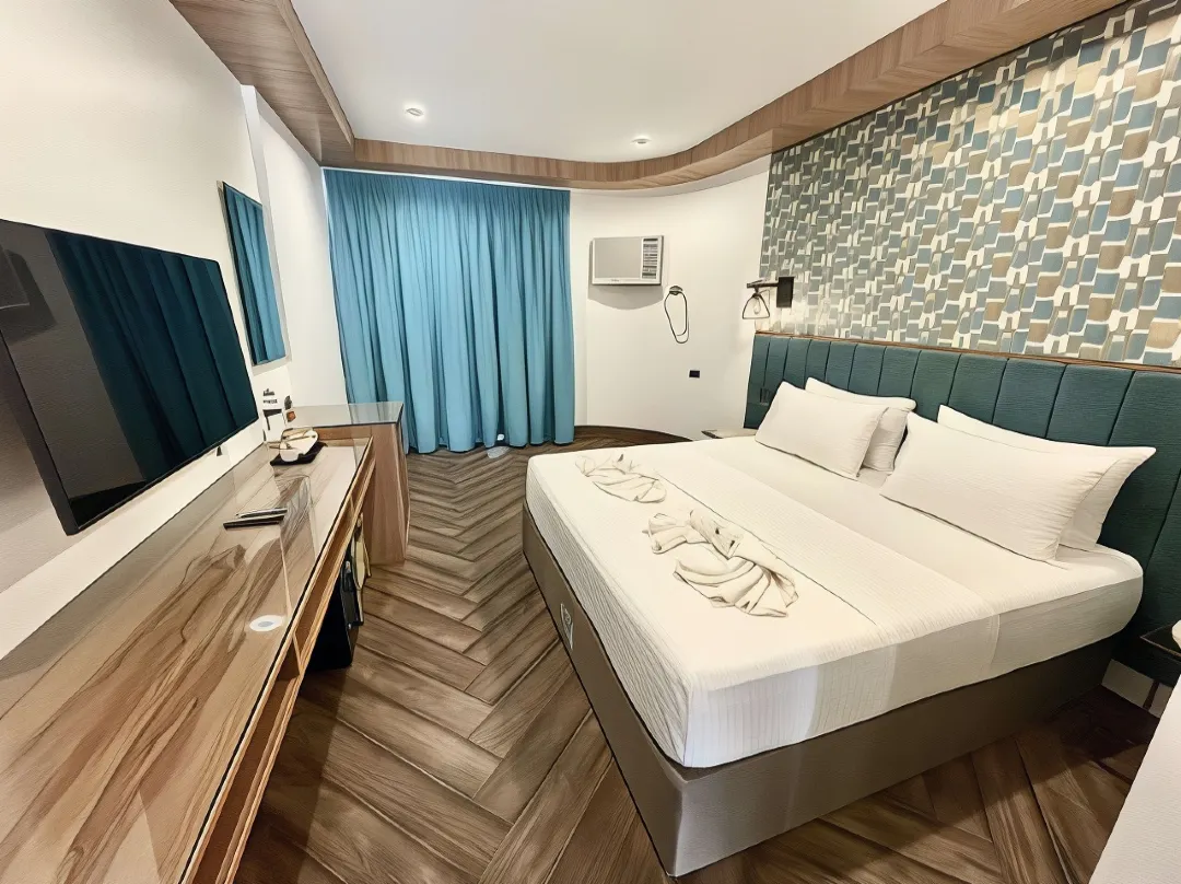 Lighthouse Point Hotel - Dumaguete