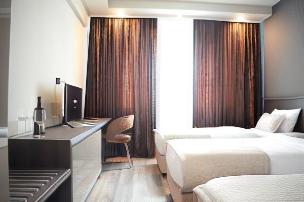 Hotel Ub Business & Wellness预订价格,联系电话位置地址【携程酒店】