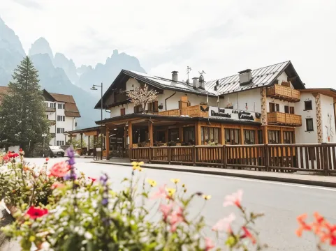 Albergo Centrale - San Martino di Castrozza