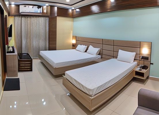 斯泰梅克巴格万拉梅什瓦拉姆酒店(Staymaker Hotel Bhagwan - Only Indian Citizens Allowed ...