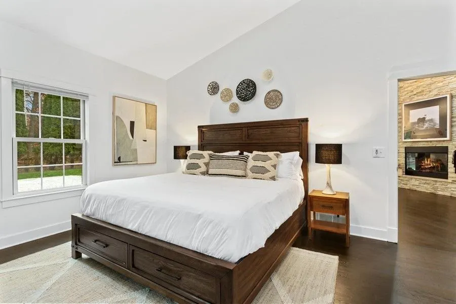 Sanctuary Retreat: Private Pool, Hot Tub & Firepit - New Buffalo, MI