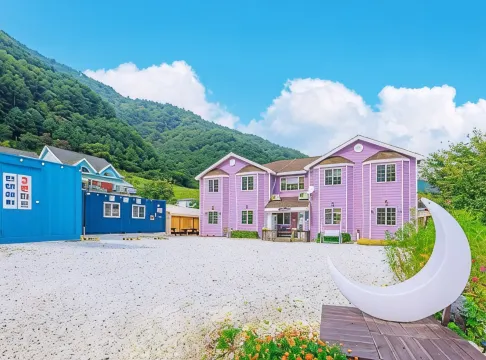 Jeongseon Fun & Happy Pension - 의성군