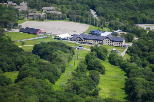 杰伊峰度假村(Jay Peak Resort)预订价格,联系电话位置地址【携程酒店】