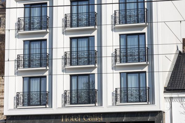 卡利西酒店(Hotel Calisi)预订价格,联系电话位置地址【携程酒店】