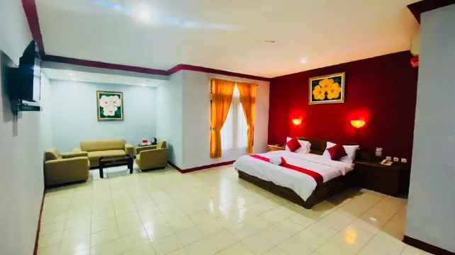 Hotel Amanah Benua - Cirebon
