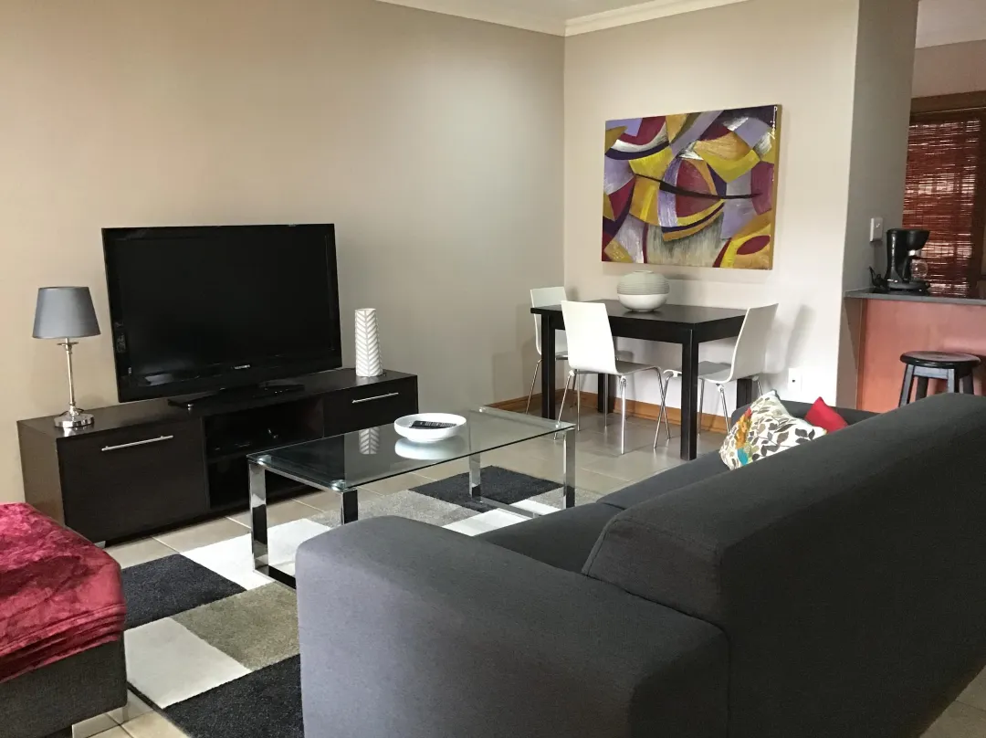 Cozy 2br 2br Townhouse Netflix Private Parking Great Location! - Bloemfontein