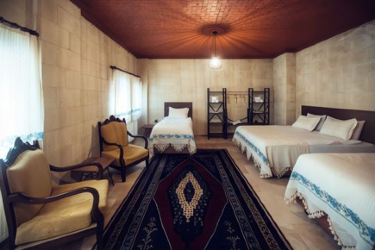 杜鹃花大厦酒店(Azalea Terraca Hotel)预订价格,联系电话位置地址【携程酒店】
