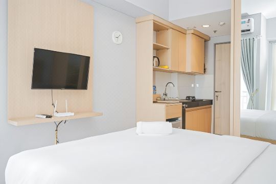 Well Furnished Studio Akasa Pure Living Apartment by Travelio预订价格,联系电话 ...