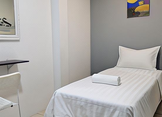 霍特尔塞罗加(Hotel Seroja)预订价格,联系电话位置地址【携程酒店】