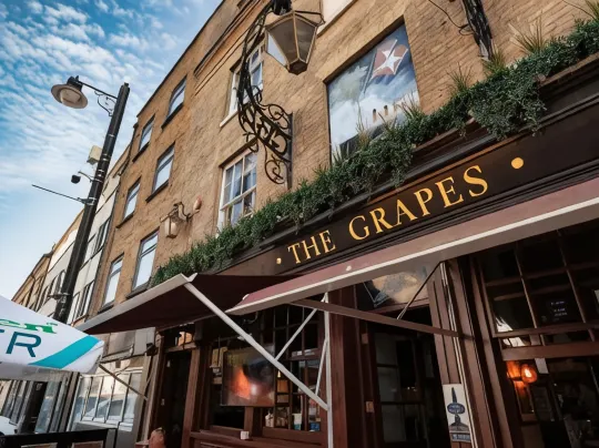 The Grapes Pub - Southampton