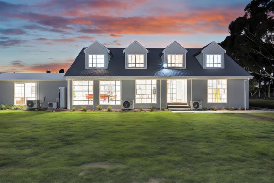 布拉家园(Bulla Homestead)预订价格,联系电话位置地址【携程酒店】