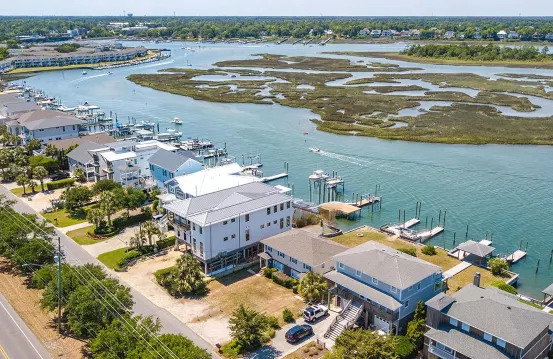 Charming Coastal Getaway With Beach Accessories - Delightful Retreat - Wrightsville Beach, NC