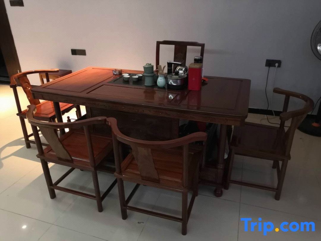 Wei International Apartment (Changlong North Gate) Book / Directions ...