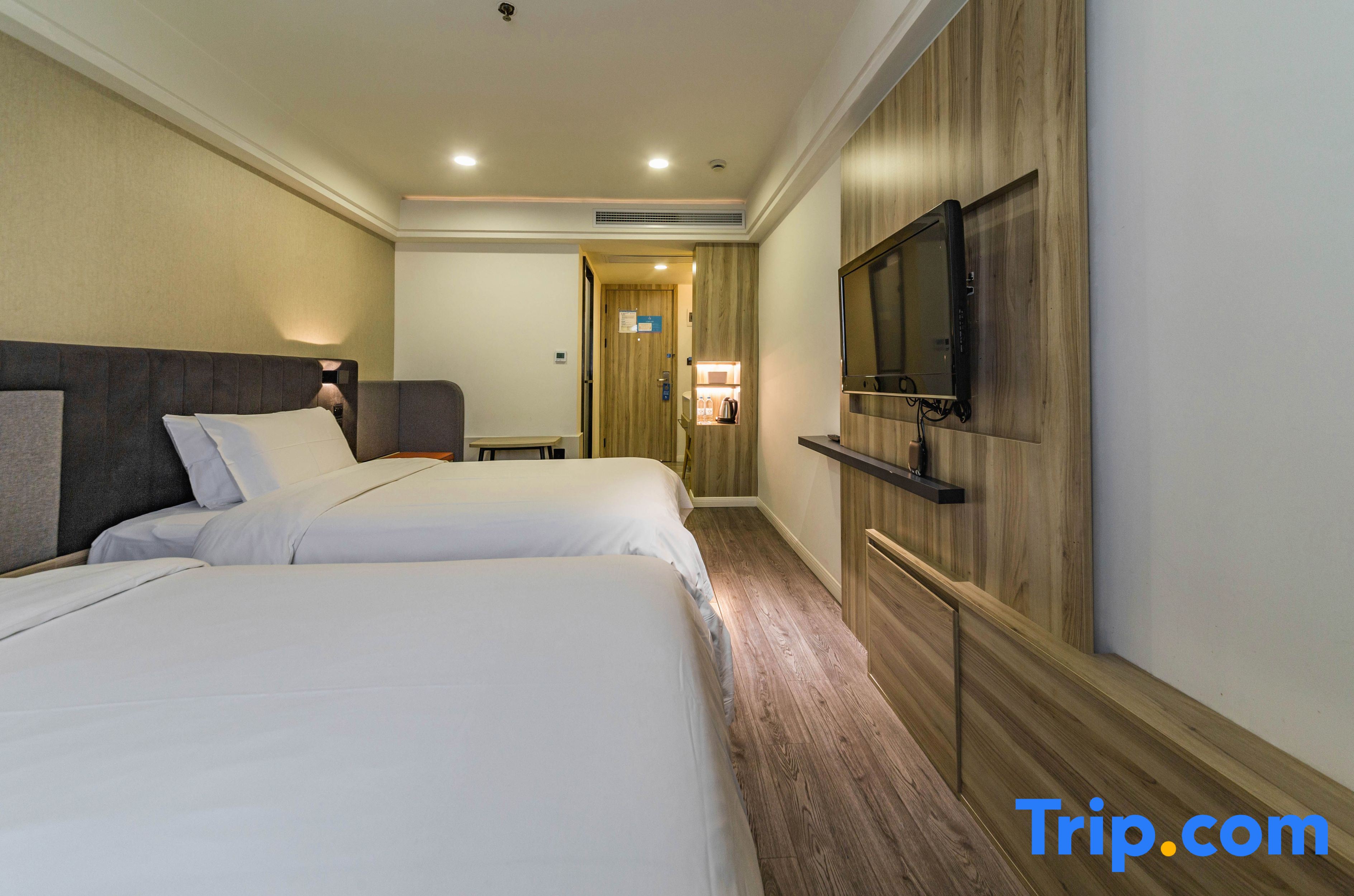 Hanting Youjia Hotel (Second Shop, Hongkou Football Stadium, Shanghai) 予約 / アクセス情報 - NAVITIME ...