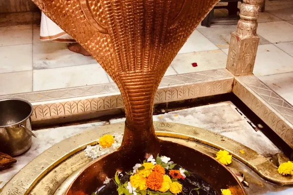 孟買Walkeshwar Temple旅遊攻略簡介2025|孟買Walkeshwar Temple玩樂門票酒店旅行團預訂|永安旅遊