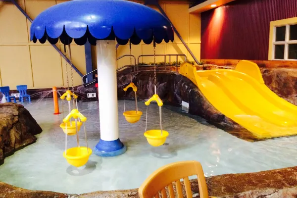 Silver Rapids Indoor Waterpark|凱洛格Silver Rapids Indoor Waterpark玩樂門票預訂 ...