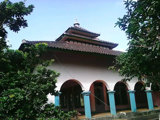 Masjid Miftahul Iman Pujut - Montong Baan Selatan|龍目島Masjid Miftahul ...